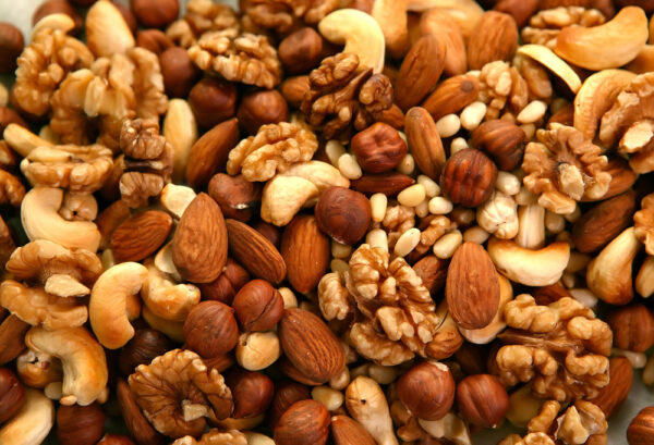 What Are the Common Symptoms of a Tree Nut Allergy? | Food Allergies ...