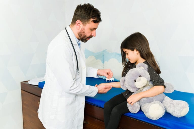 Early Signs Your Child May Need Food Allergy Testing | Food Allergies ...